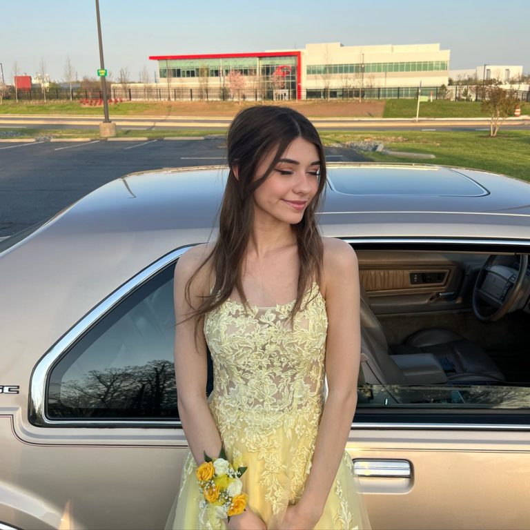 Rachel Brockman: Age, Height, Parents, Net Worth & More